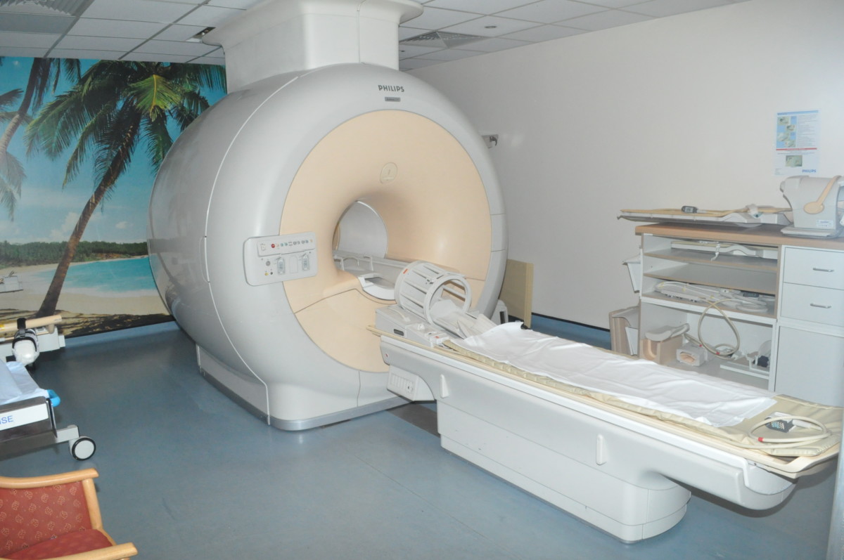 Breast Mri Magnetic Resonance Imaging Bedfordshire Hospital